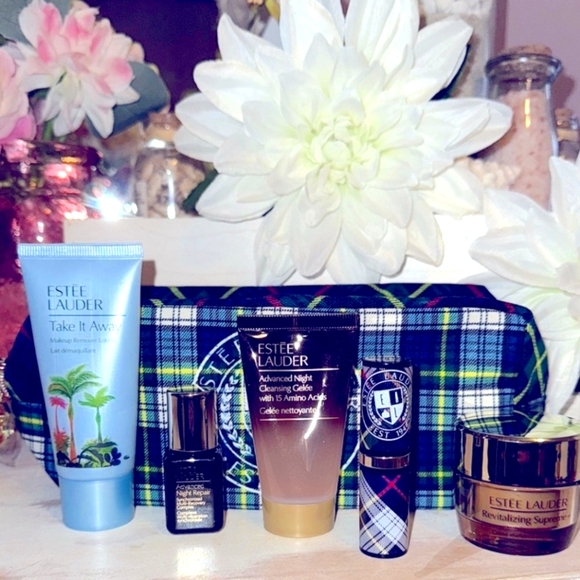Estee Lauder | Skincare | Estee Lauder Beauty Essentials Collection ...